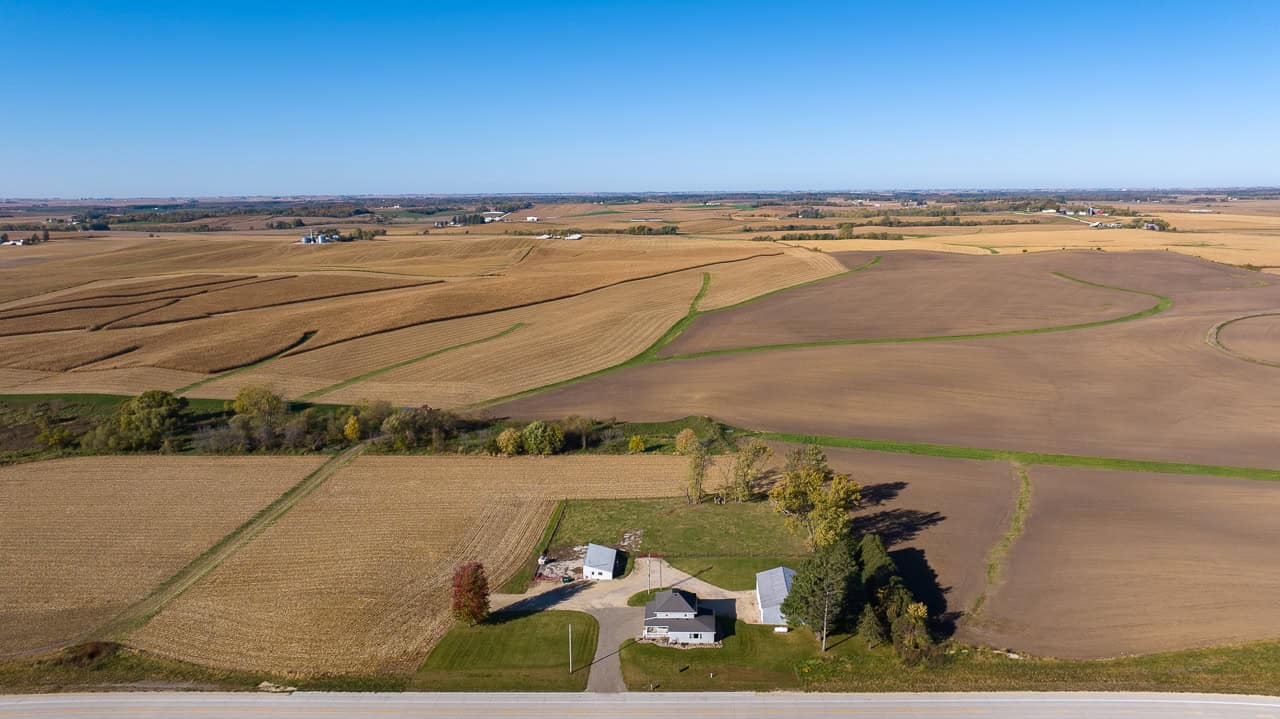 Well-Maintained Acreage with Home & Outbuildings | Delaware County, IA ...